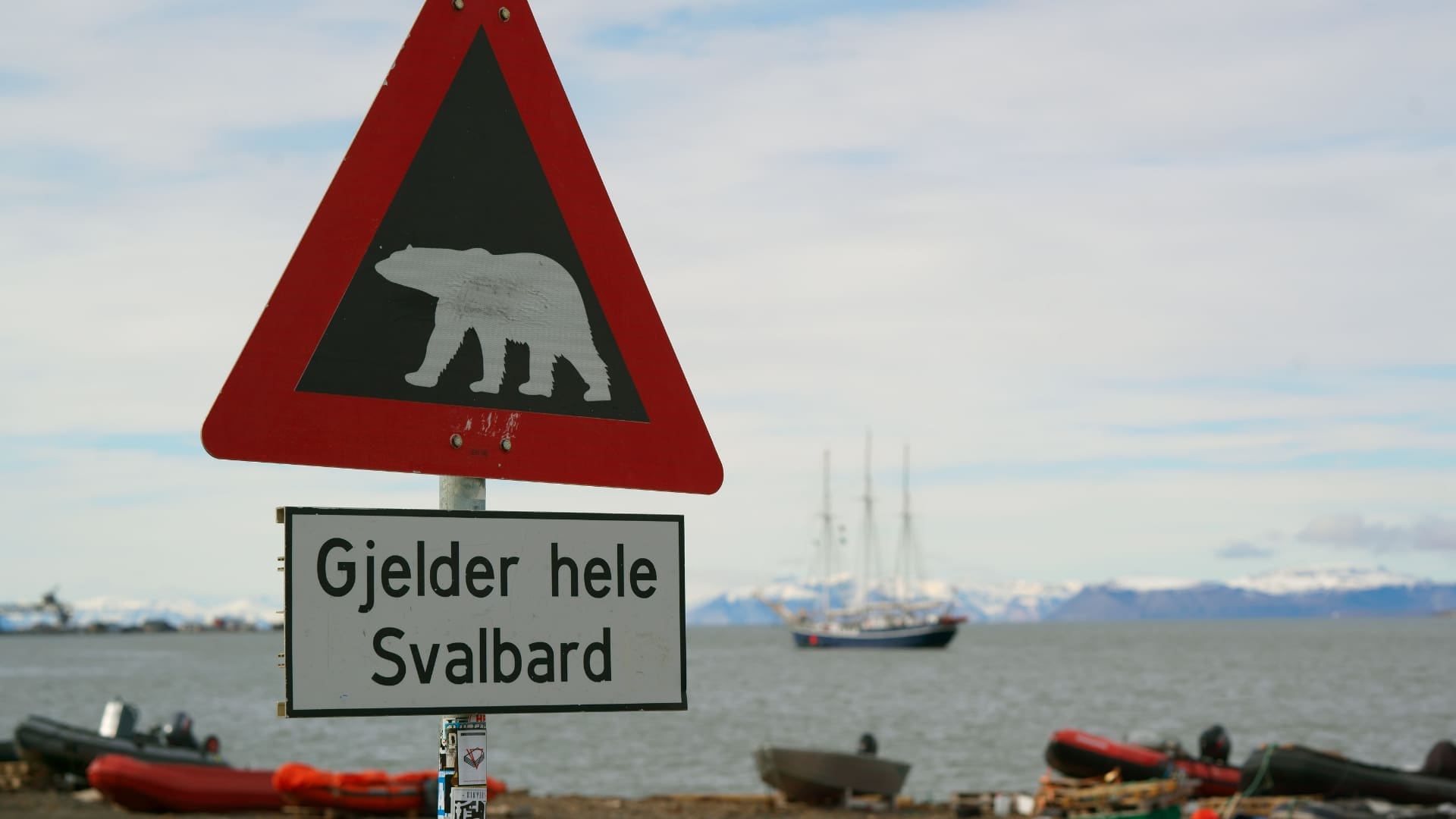 Cruise Tourism Generates 361 Million NOK On Svalbard AECO Cruise Tourism Generates 361 Million NOK On Svalbard AECO